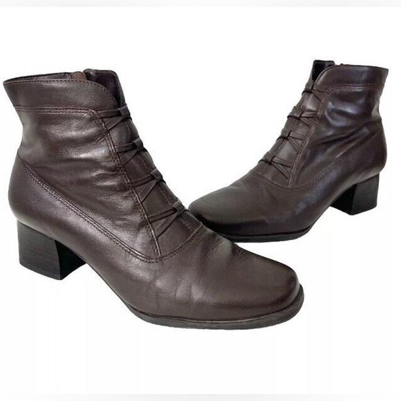 Laura Scott | Shoes | Laura Scott Vintage Brown Leather Boots Chunky ...